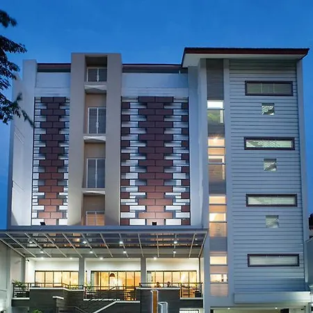 SUNLAKE WATERFRONT RESORT & CONVENTION Jakarta | Indonesia