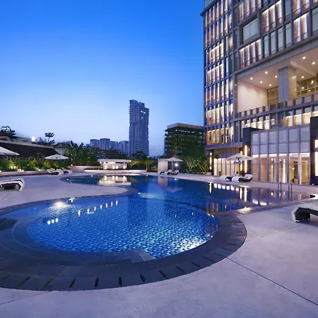SUNLAKE WATERFRONT RESORT & CONVENTION Jakarta | Indonesia